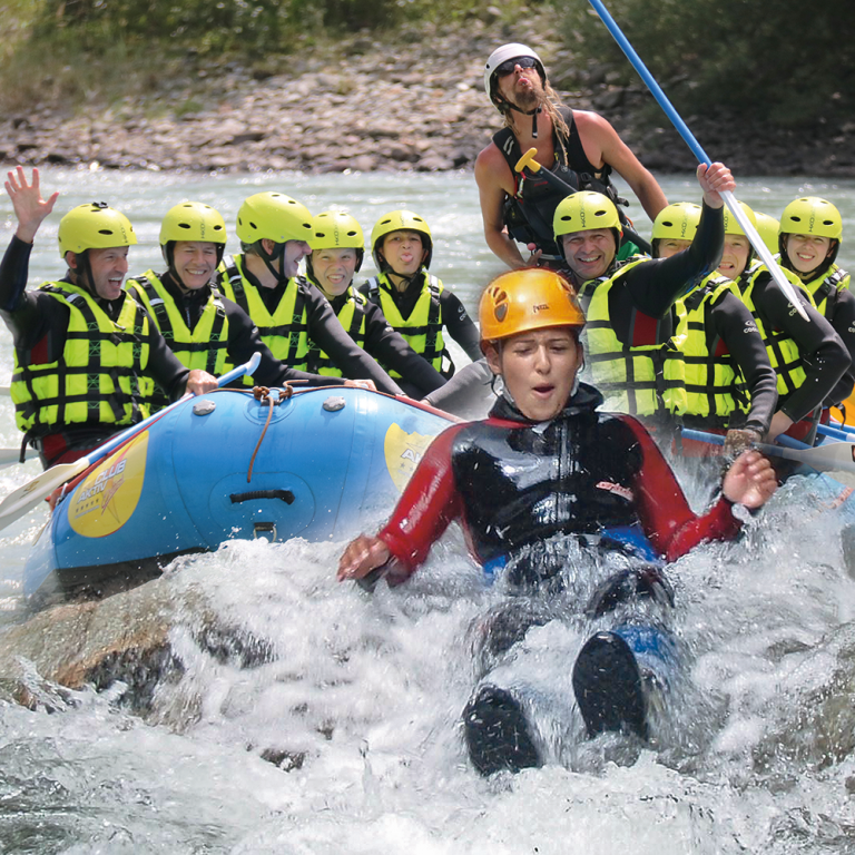 Fun Rafting auf der Isel - Actionreiches Erlebnis auf der Isel in ...